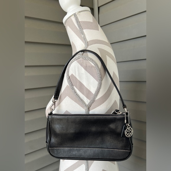 Coach | Bags | Vintage Coach Hampton 7785 Black Leather Mini Shoulder ...